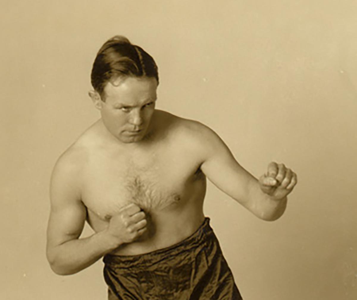 Monument to boxing legend McTigue to be unveiled - The Clare Herald